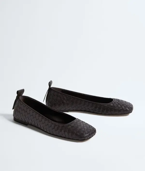 Bottega Veneta Charlotte Ballerina In Woven Leather - Espresso