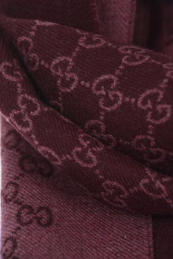 Gucci Logo Jacquard Scarf - Red