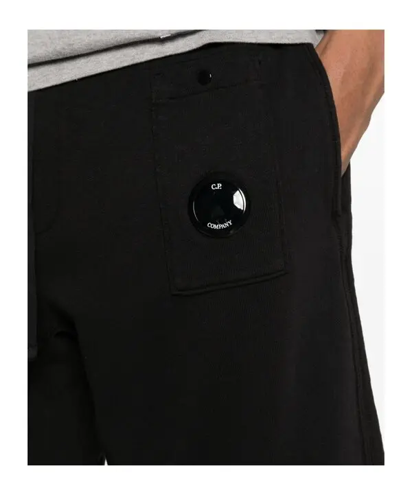 C.P. COMPANY Lens Pocket Shorts - Black
