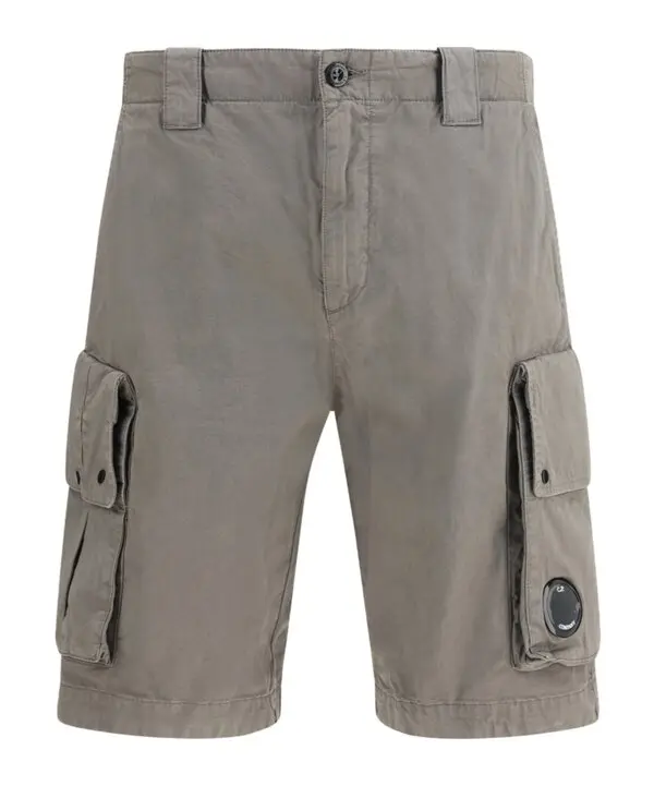 C.P. COMPANY Gabardine Cargo Shorts With Signature Lens Detail - Gray