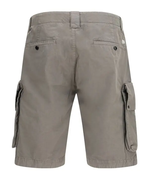 C.P. COMPANY Gabardine Cargo Shorts With Signature Lens Detail - Gray