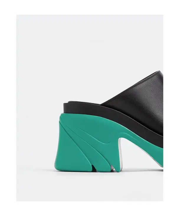 Bottega Veneta Leather Flash Platform Mules - Black