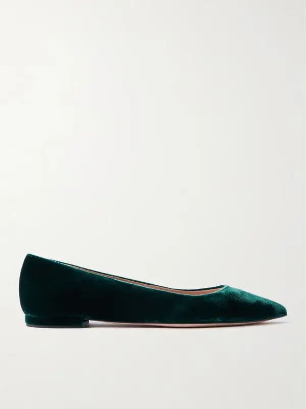 GIANVITO ROSSI Velvet Point-toe Flats - Black