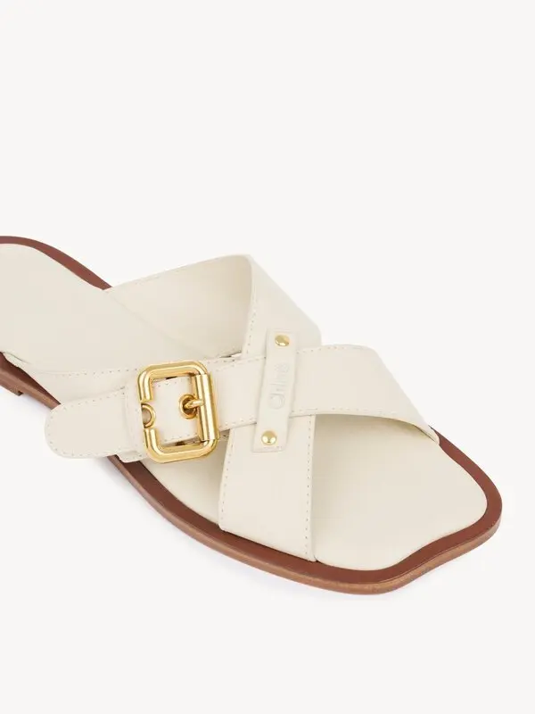 Chloé Sandals With Buckle Detail - White