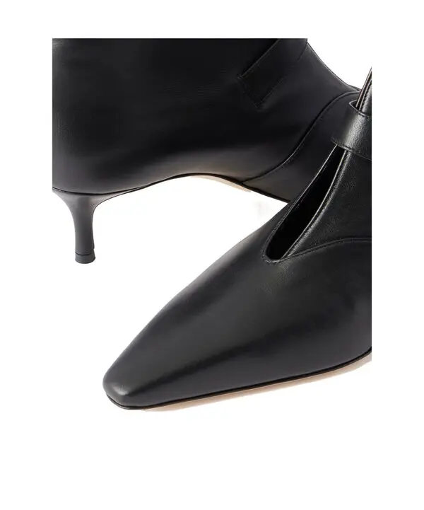 Manolo Blahnik Mendiola Buckled Leather Ankle Boots