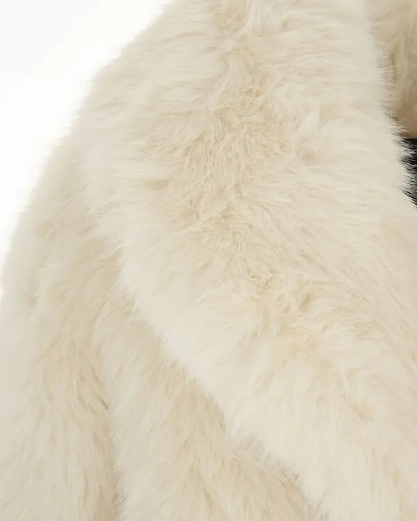 Liu Jo Faux Fur Coat With Wide Collar - Nude