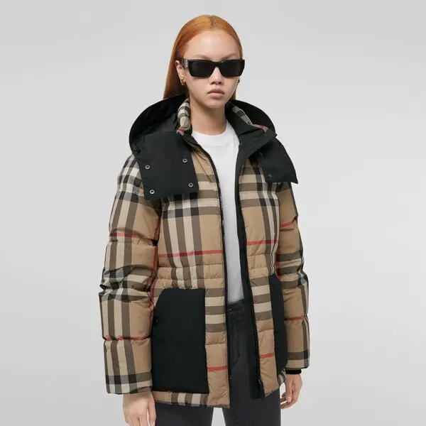 Burberry Checked Down Puffer Jacket With Removable Hood - Nude