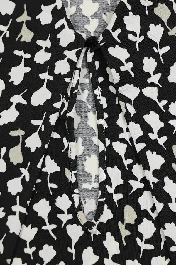 Max Mara Printed Short Sleeve T-shirt - Black