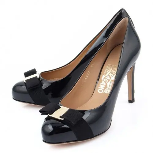 FERRAGAMO Patent Leather Bow Detail High Heel Pumps
