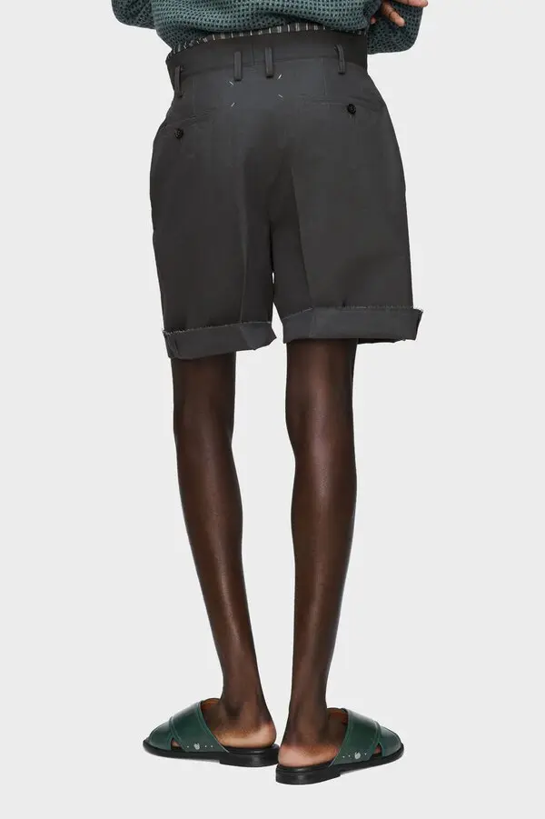 MAISON MARGIELA Pleated Tailored Shorts - Dark Grey