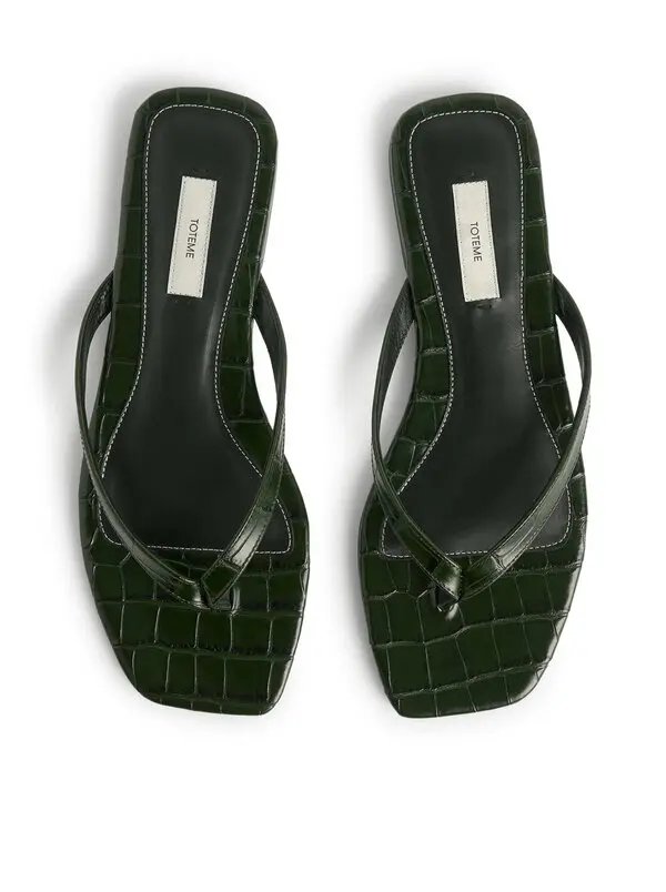 TOTEME Embossed Flat Sandals - Black