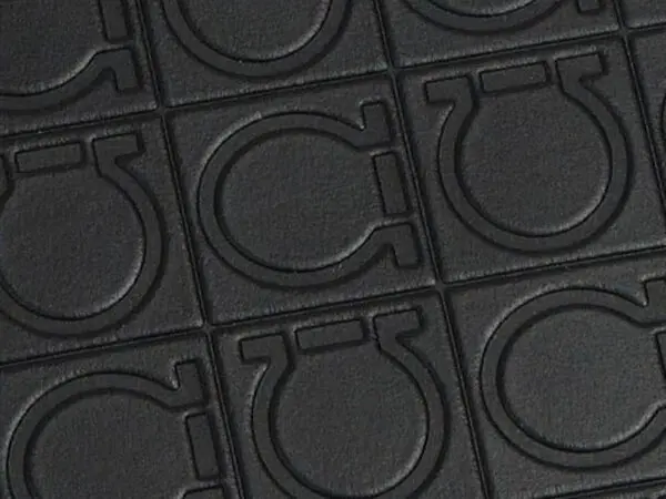 FERRAGAMO Logo Details Wallet