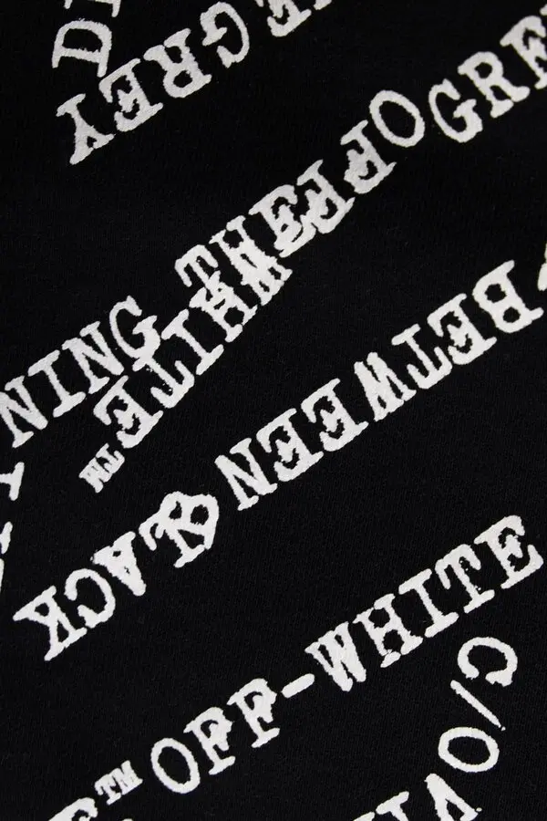 Off-White Drawstring Elastic Waist Shorts With Back Patch Pocket