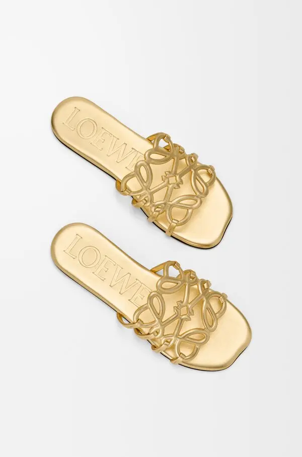 Loewe Petal Anagram Sandals - Nude