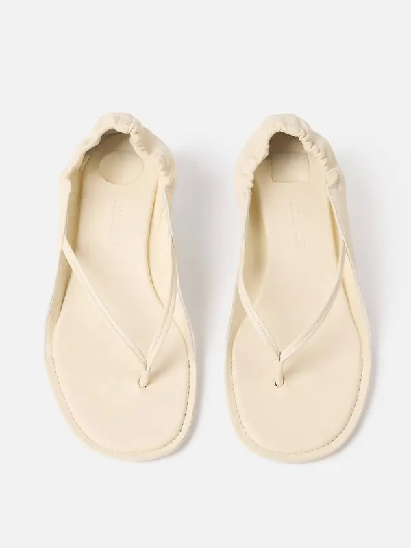 Jacquemus Thong Sandals With Elastic Heel - Light Ivory
