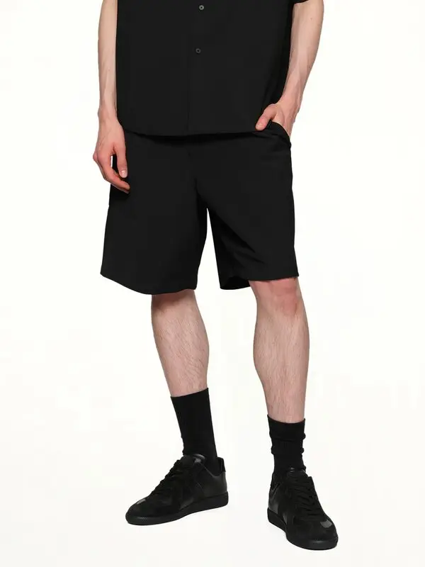 ENTIRE STUDIOS Pleated Slim-fit Shorts - Black