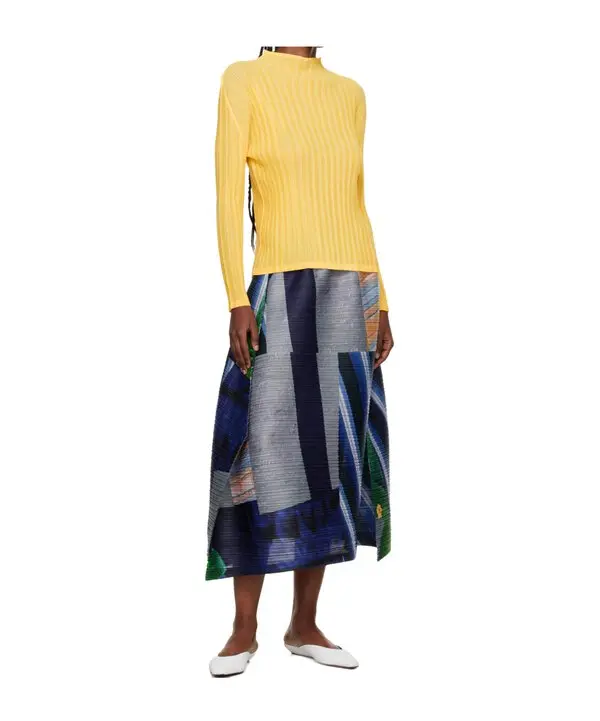 Issey Miyake Ribbed Knitwear