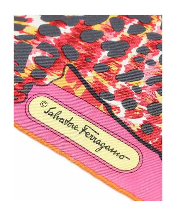 FERRAGAMO Printed Silk Scarf - Pink