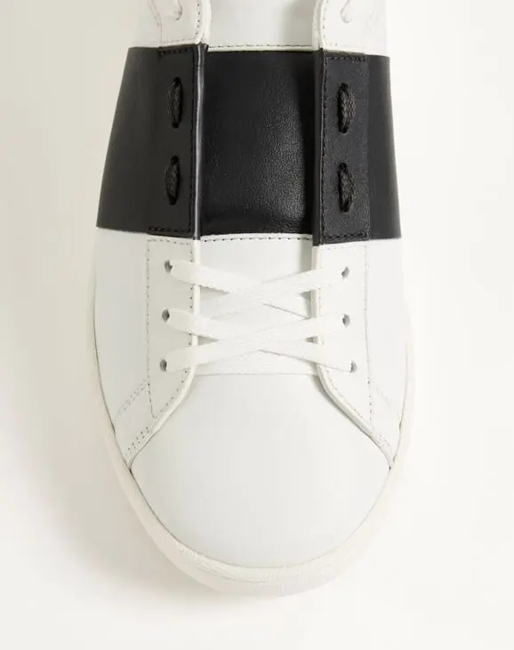 Valentino Garavani Open Royco Lace-up Sneakers - White/black