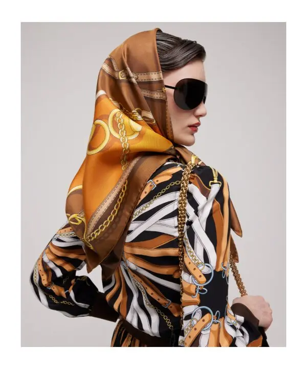 Gucci Reversible Printed Silk Twill Carre - Multicolor