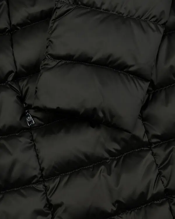 Max Mara Quilted Down Coat With Fur Trim - No