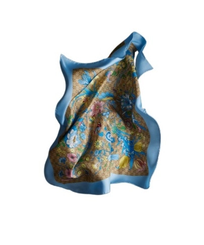 Gucci Printed Gg Silk Twill Carr - Blue