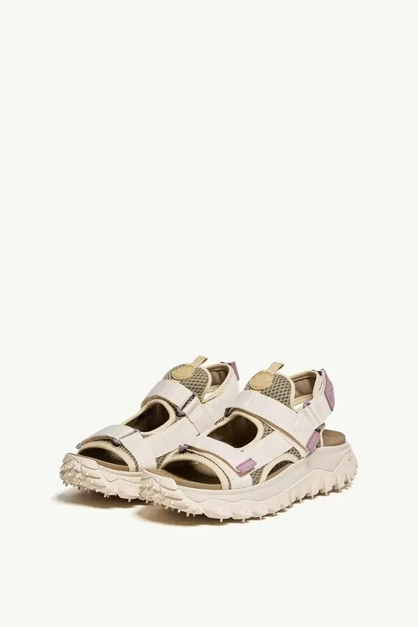 Moncler Trailgrip Vela Logo Patch Sandals - Ivory White