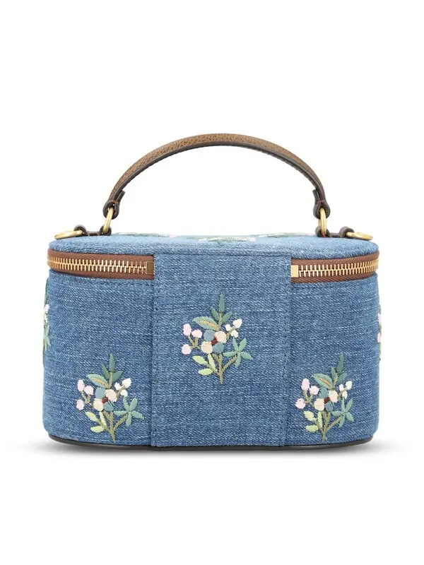 Valentino Garavani Vlogo Signature Zip-up Shoulder Bag