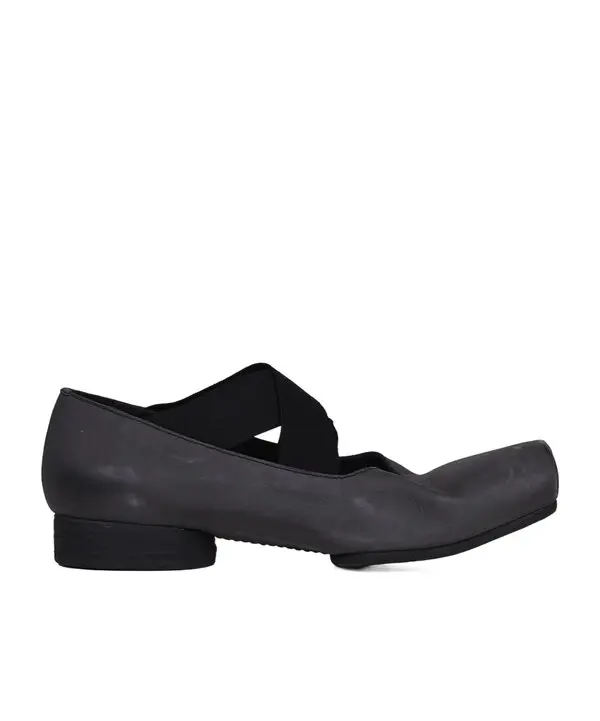 UMA WANG Square-toed Ballet Flats With Criss-cross Straps - Black