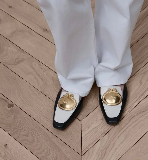 Dior Médaillon Loafers - Black