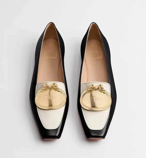 Dior Médaillon Loafers - Black