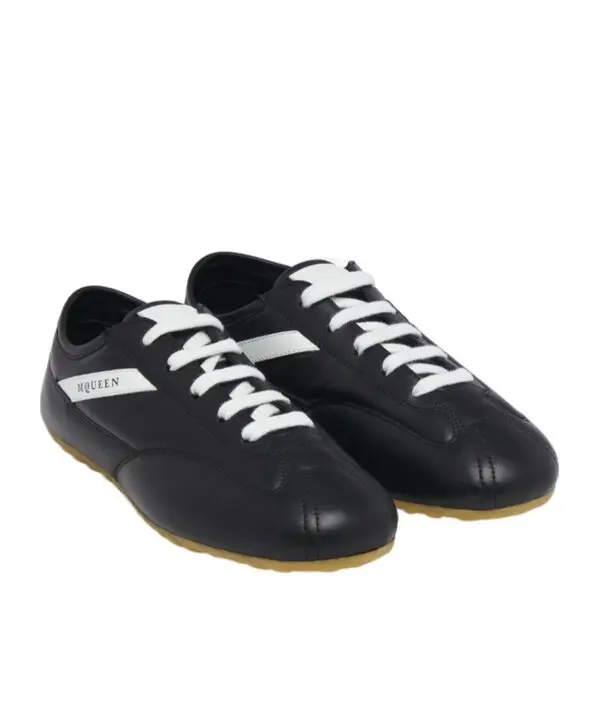 Alexander McQueen Low-top Sneakers With Logo Detail - Black
