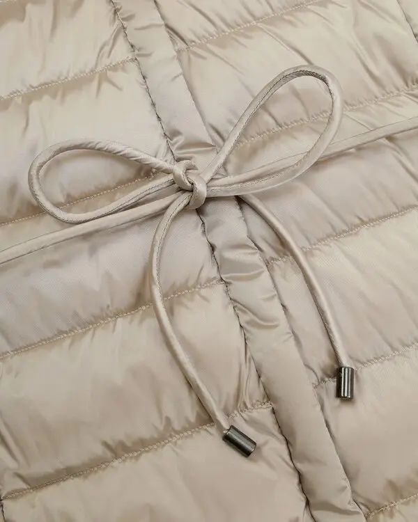 Max Mara Hooded Quilted Down Jacket With Belt - Nude