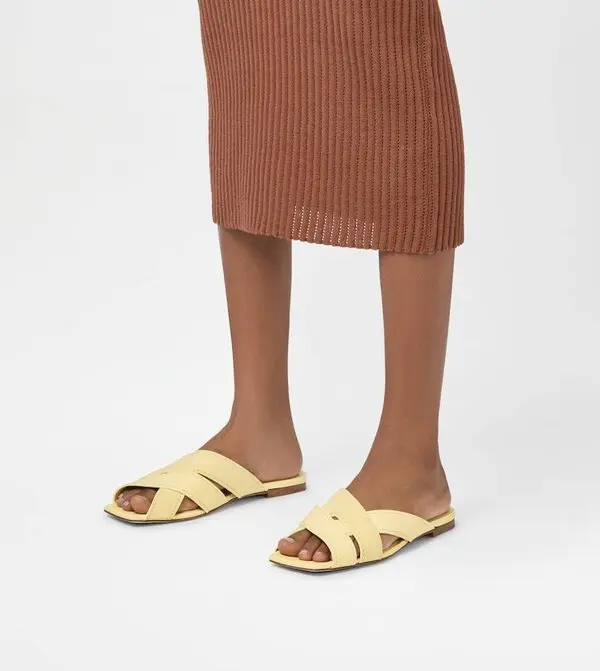 TOD'S Square Toe Open Flat Slippers
