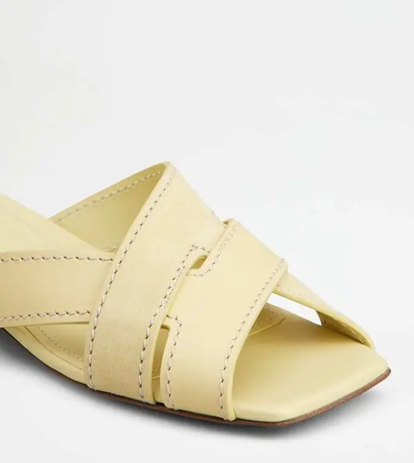 TOD'S Square Toe Open Flat Slippers