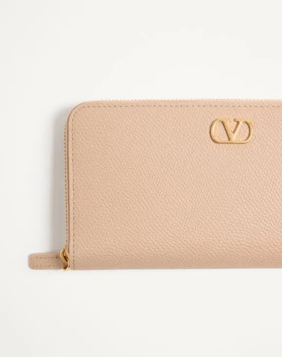 Valentino Garavani Vlogo Signature Zip Wallet - Pink