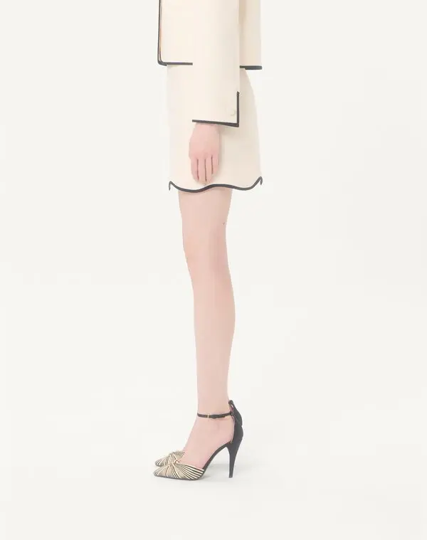 Valentino Garavani Mini Skirt In Crepe Couture With Lace Trim - Vanilla/black