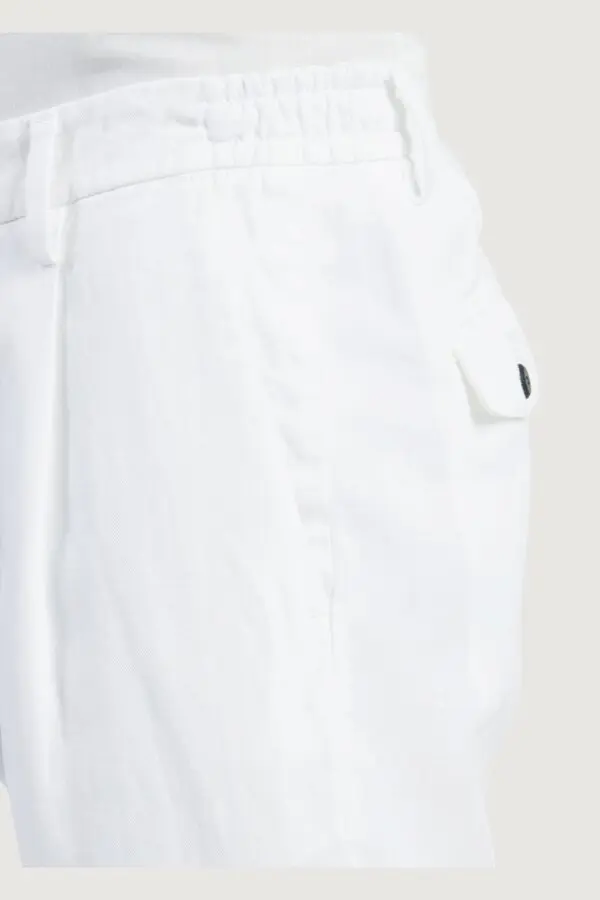 Eleventy Pleated Slim-fit Trousers - White