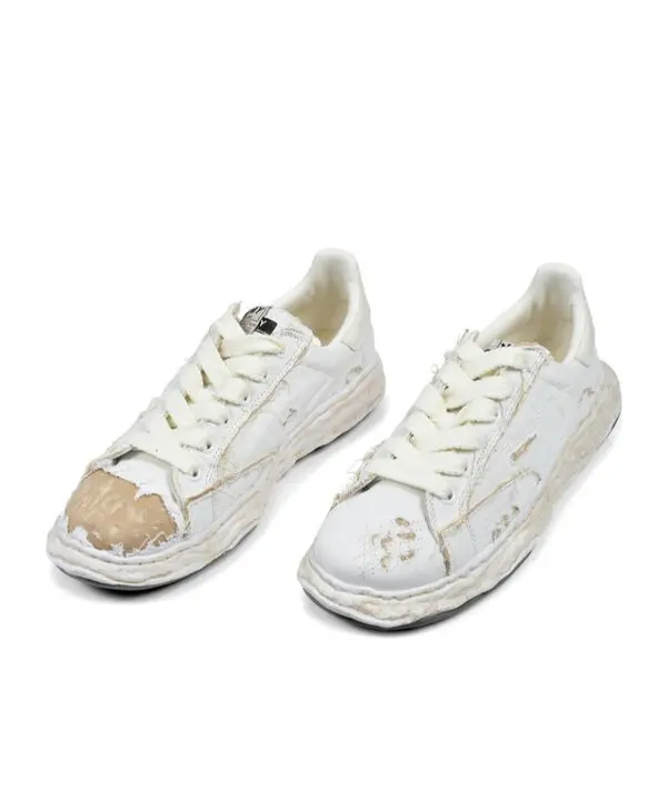 Mihara Yasuhiro Charles Distressed Sneakers - White