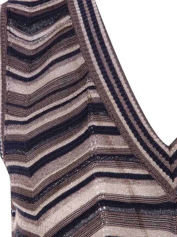 D.exterior Chevron V-neck Knitted Sleeveless Top