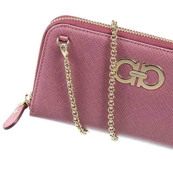 FERRAGAMO Logo Zipper Wallet