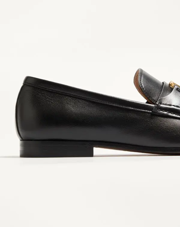 Valentino Garavani Vlogo Signature Slip-on Loafers - Black