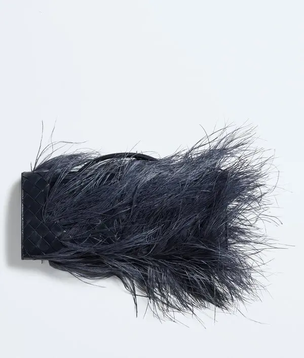 Bottega Veneta Andiamo Clutch With Ostrich Feather Embellishment - Midnight