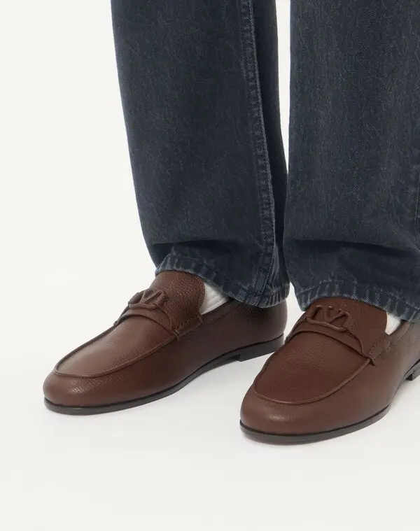 Valentino Garavani Vlogo Signature Deer Leather Loafers