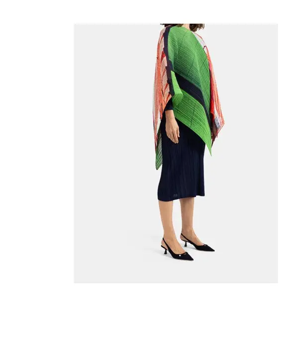PLEATS PLEASE BY ISSEY MIYAKE Printed Shawl