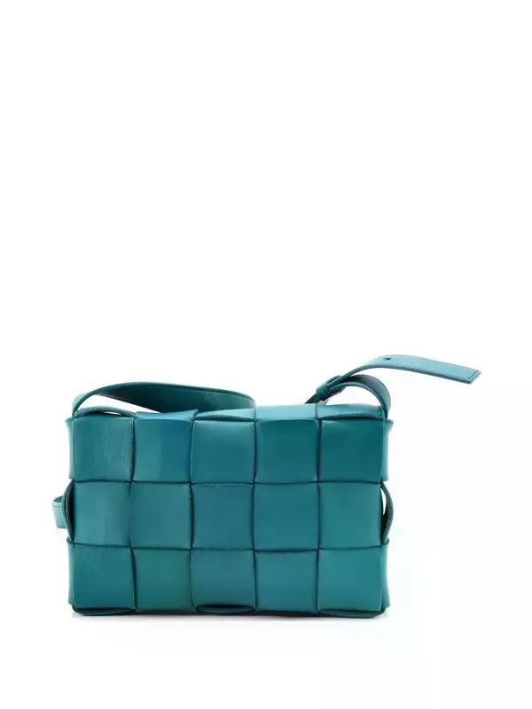 Bottega Veneta Cassette Maxi Intrecciato Leather Crossbody Bag - Blue