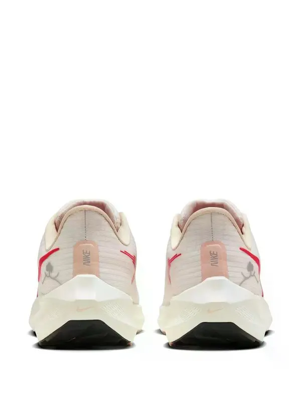 Nike Zoom Pegasus 39 Sneakers