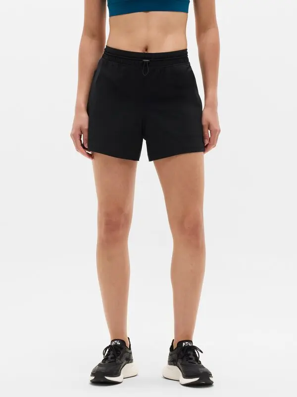 Athleta Crosstrain 4" Short