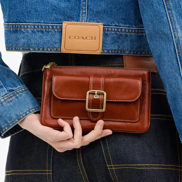 COACH OUTLET Ashton Wristlet - Gold/cinnamon
