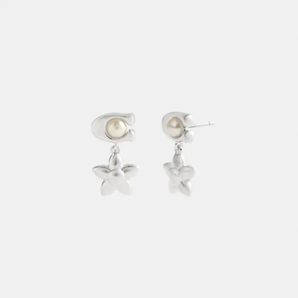 COACH OUTLET Wildflower Signature Pearl Drop Earrings - Silver/pearl